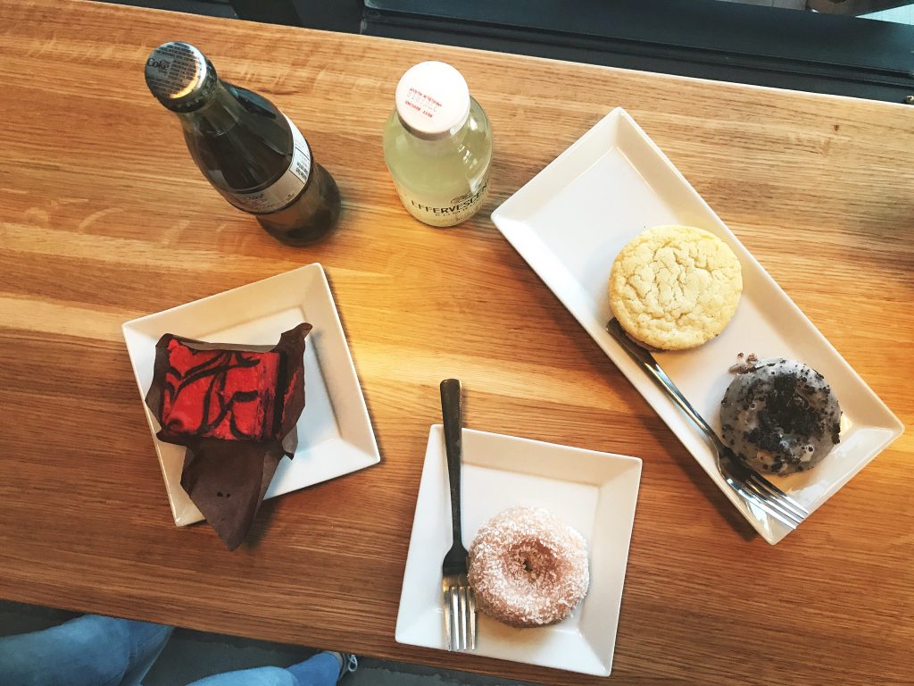 Monument Coffee Bar – Chrissy Meets World